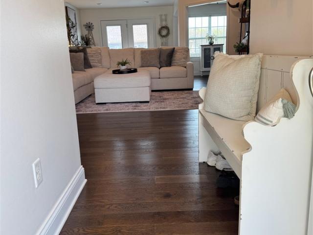 7163 Seagraves Court