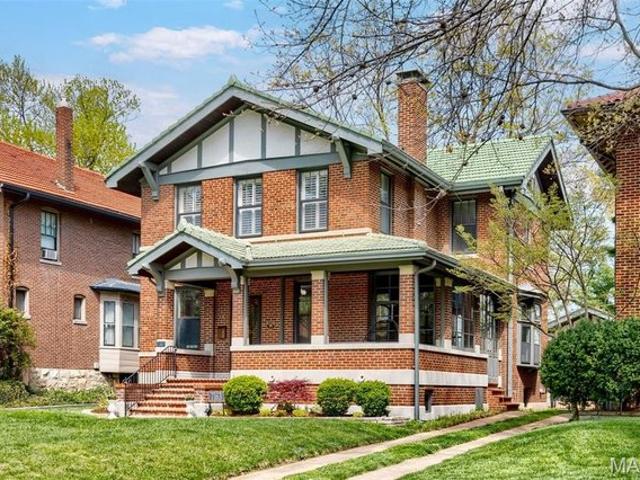 7163 Washington Ave, University City, MO 63130