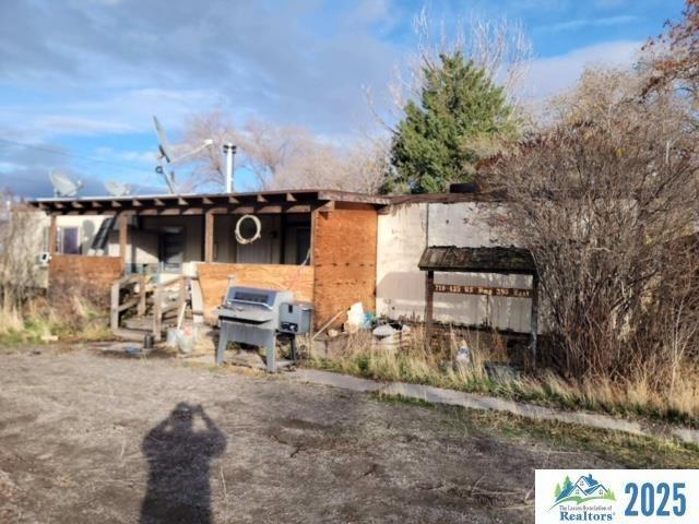 716 425 HWY 395 E
