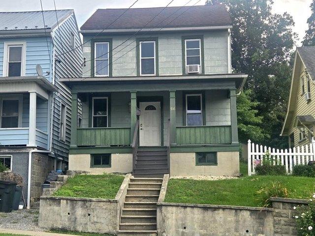 716 5th St, Huntingdon, PA 16652