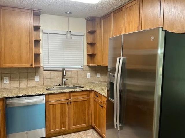 716 718 Rosewood, Boerne, TX 78006