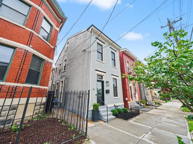 716 Columbia Street