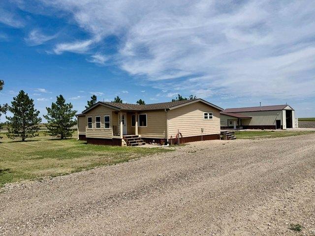 716 Cooper Ave, Weskan, KS 67762