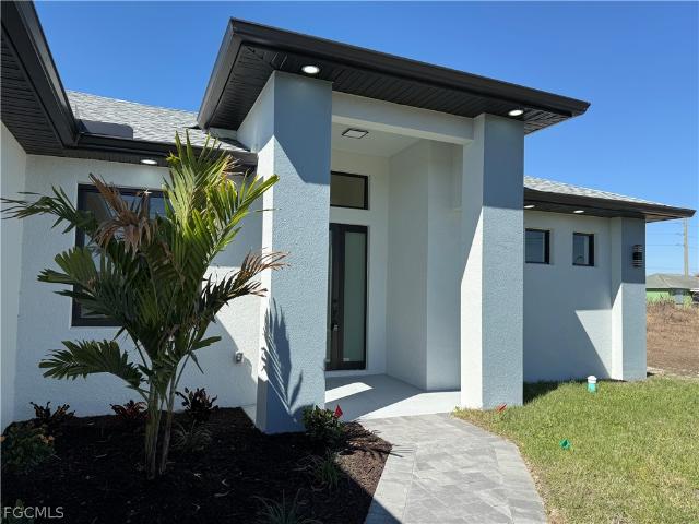 716 Castlestone Ave S, Lehigh Acres, FL 33974 | MLS #2025019 | Compass