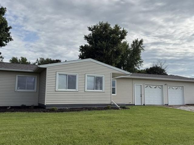 716 E Rt 71 Hwy, Standard, IL 61363