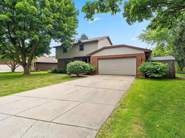 716 eau claire place