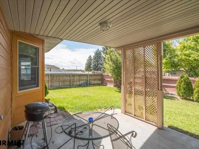 716 Evergreen St, Kimball, NE 69145