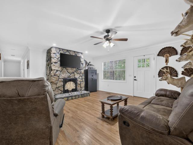 716 King Road