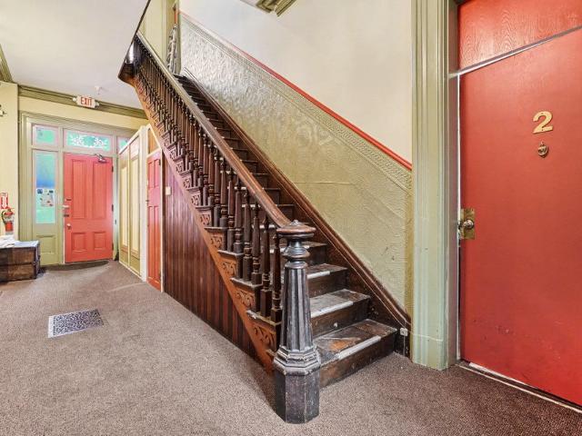 716 Lewis Street