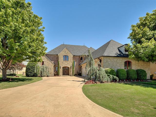 716 Legacy Drive