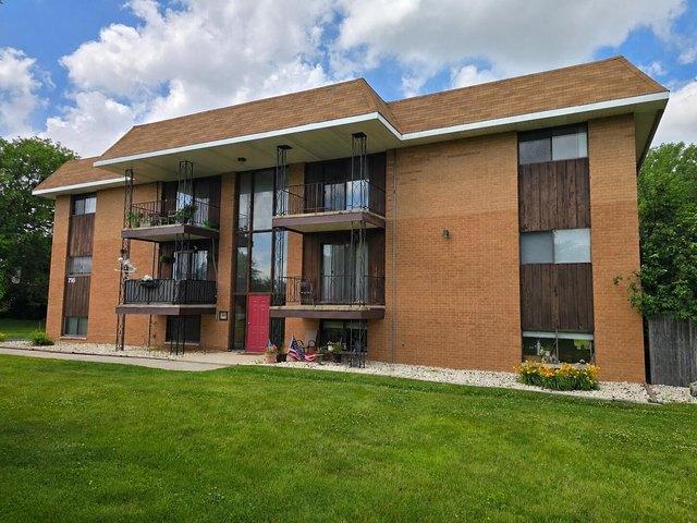 716 Moraine Trce Apt 10, Schererville, IN 46375