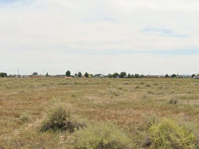 716 N Mapleleaf Dr, Pueblo West, CO 81007