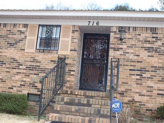 716 N Marable Dr, Tuskegee, AL 36083