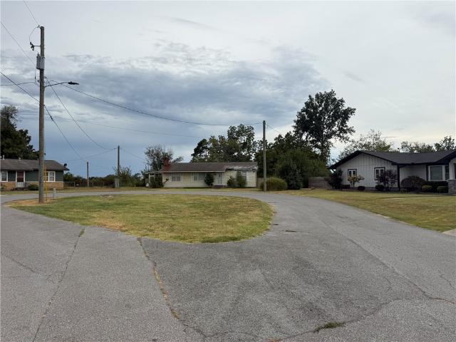 716 NW 6th Street