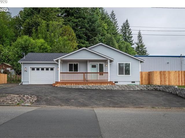 716 Southwest Blvd, Coos Bay, OR 97420