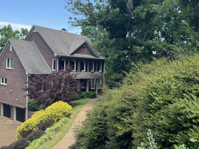 716 Split Rail Dr