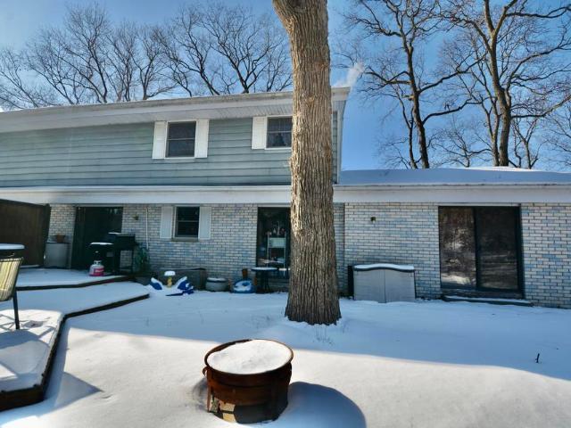 716 St Johns Dr, Delafield, WI 53018 | MLS #1958 | Compass