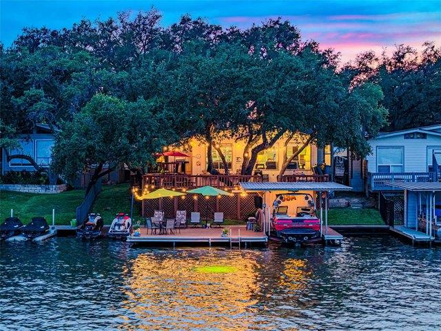 716 Sunrise Ave, Sunrise Beach, TX 78643