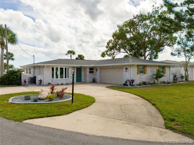 716 Palm Cir Dr, Port Orange, FL 32127 | MLS #1077