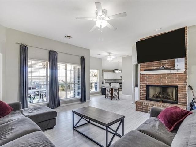 716 Woodbriar, Noble, OK 73068