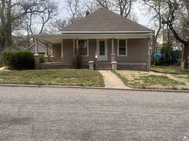 716 Willow St, Concordia, KS 66901