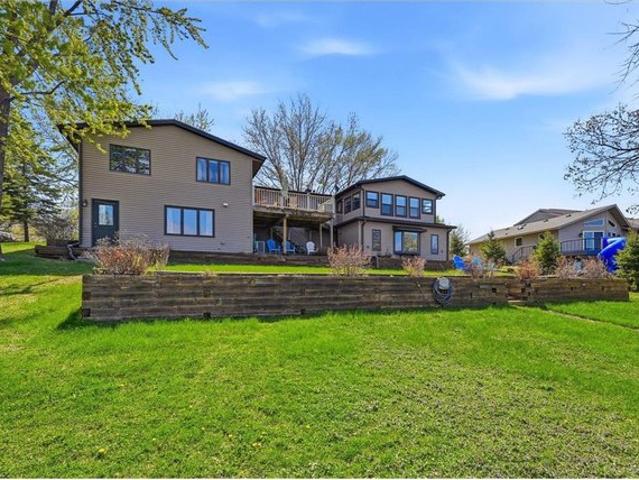 716 Tetonka View Dr, Waterville, MN 56096