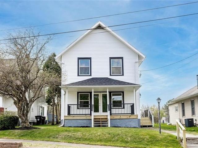 716 Terrace Ave, Grove City, PA 16127