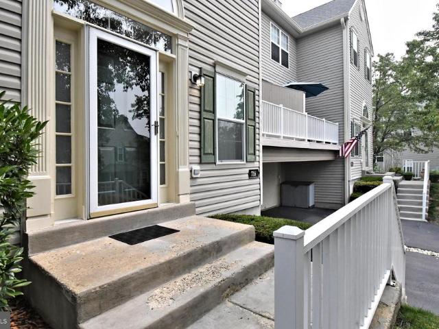 716 Thornhill Drive
