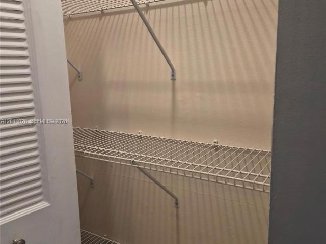 7175 Orange Dr, Unit 203H, Davie, FL 33314 | MLS #A12011