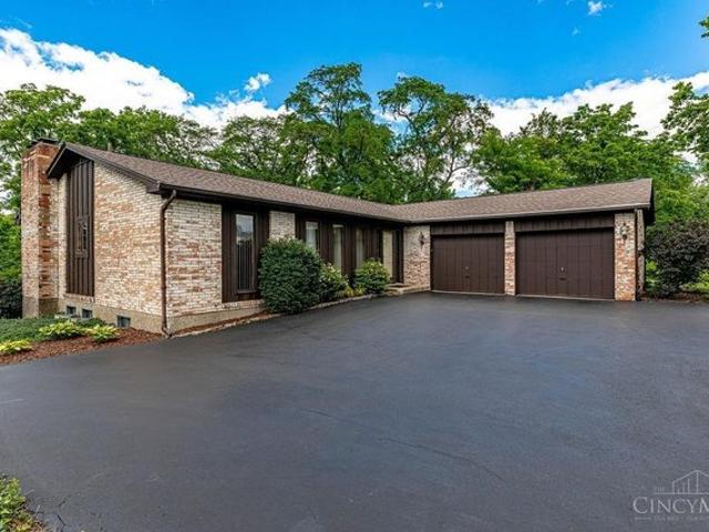 7176 Cherrywood Ln, West Chester, OH 45069