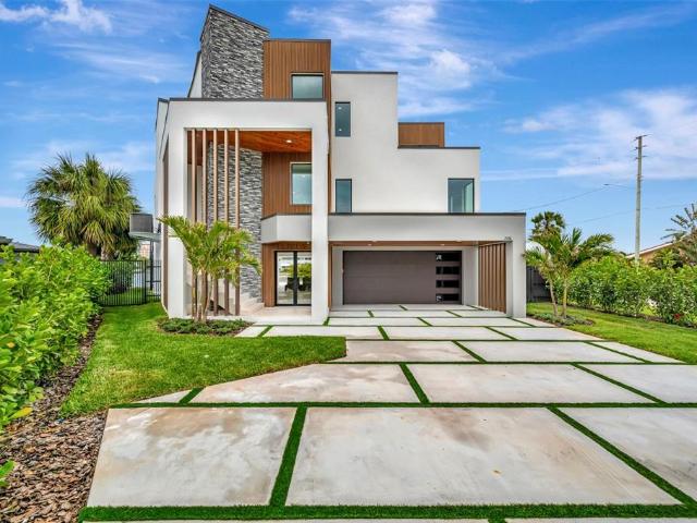7176 Shore Dr S, St. Petersburg, FL 33707 | MLS #TB8492