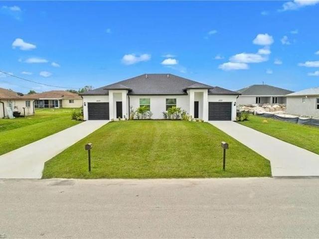 717/719 Gordon Ave S, Lehigh Acres, FL 33973