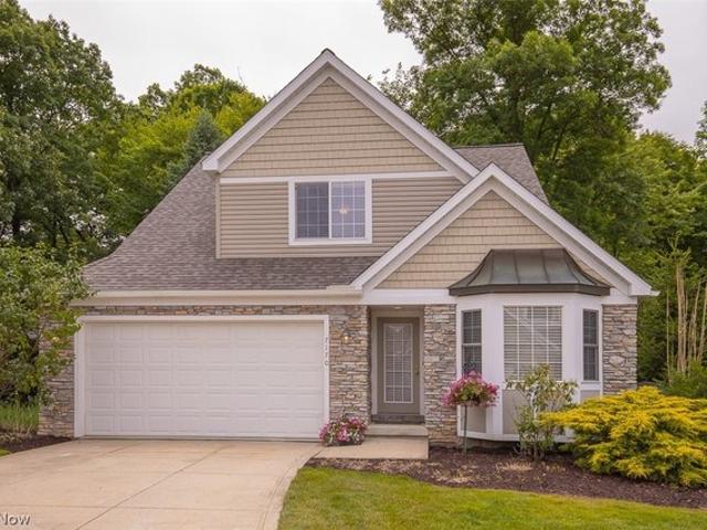 7170 Morning Star Trl, Sagamore Hills, OH 44067