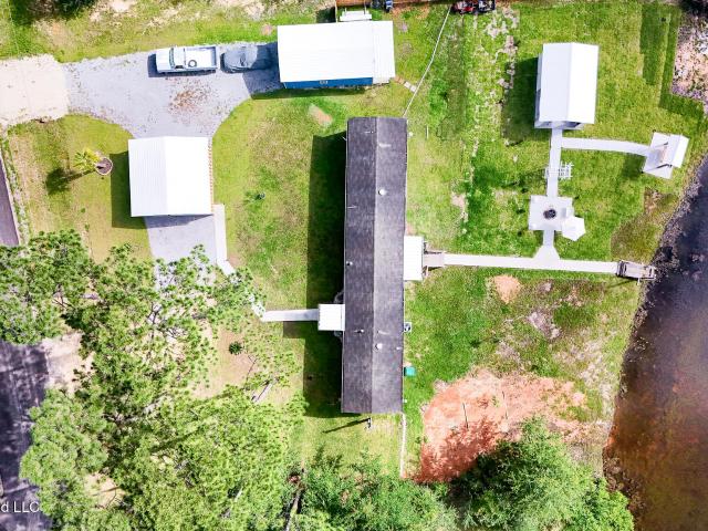 7170 Lake Drive