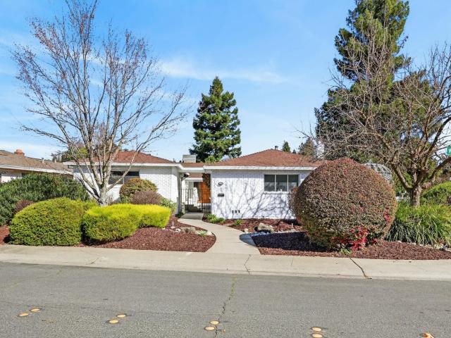 7171 Westmoreland Way, Sacramento, CA 95831 | MLS #226018