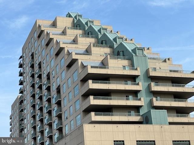 717 00 S Chris Columbus Blvd Unit 1104, Philadelphia, PA 19147
