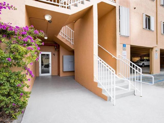 717 11th Ave SW #208, Miami, FL 33130