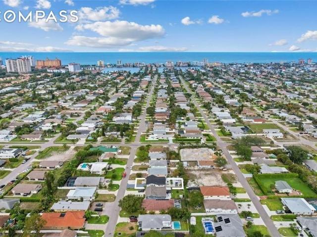 717 95th Ave N, Naples, FL