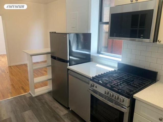 717 9Th Ave 5A, New York, NY