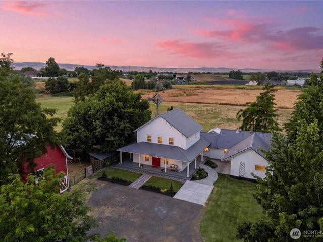 717 County Road 448, Walla, WA 99362