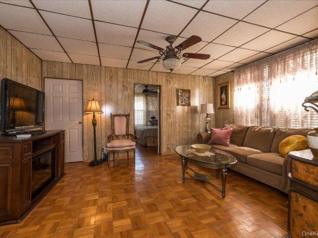 717 Calhoun Avenue