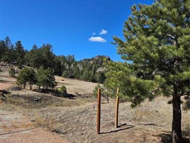 717 Canyon Drive