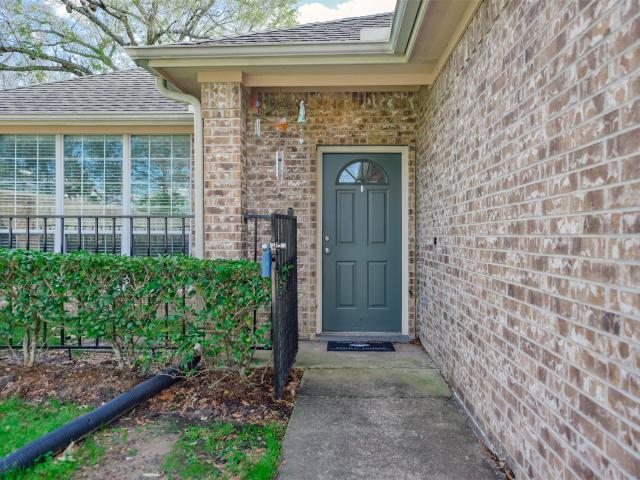 717 cedarwood
