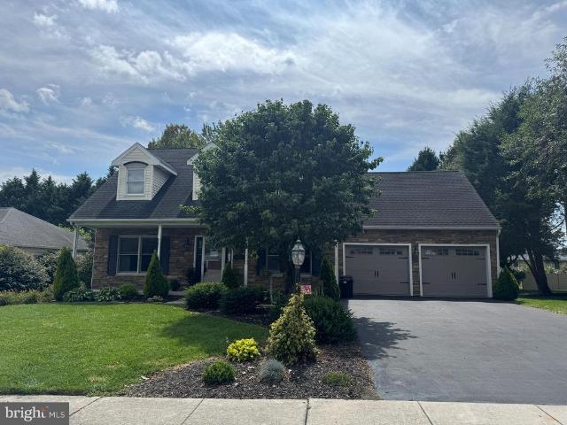 717 Ash Drive