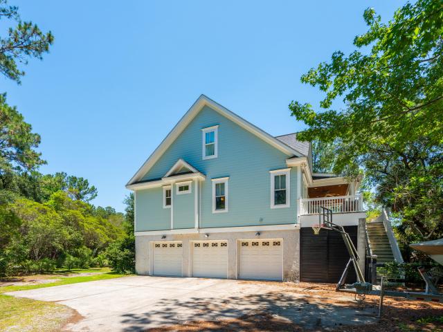 717 Bounty Square Drive