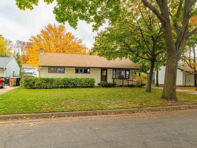 717 Bewick Dr, Madison, WI 53714