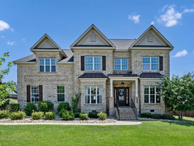 717 Broad Leaf Drive