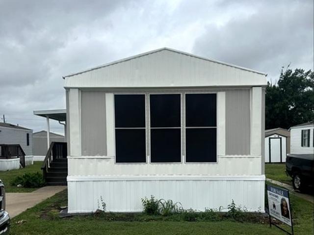 717 Byron Rd, Wilmer, TX 75172