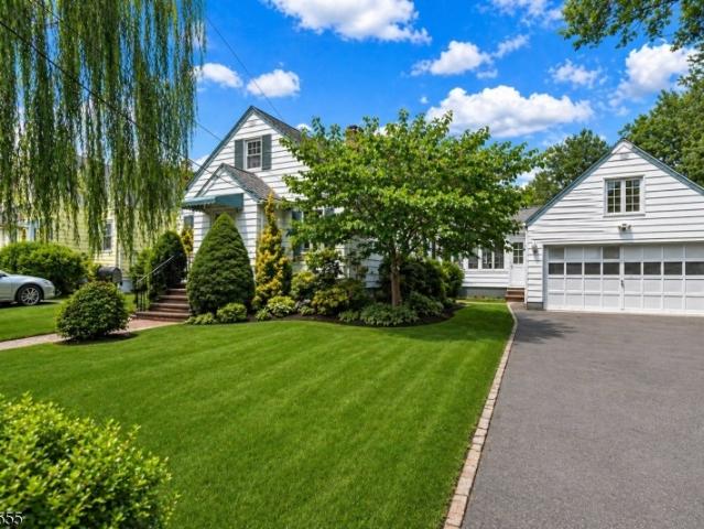 717 Galvin Ave, Roselle, NJ 07203 | MLS #4023