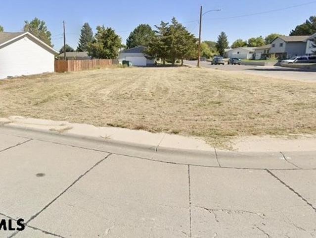 717 Evergreen St, Kimball, NE 69145